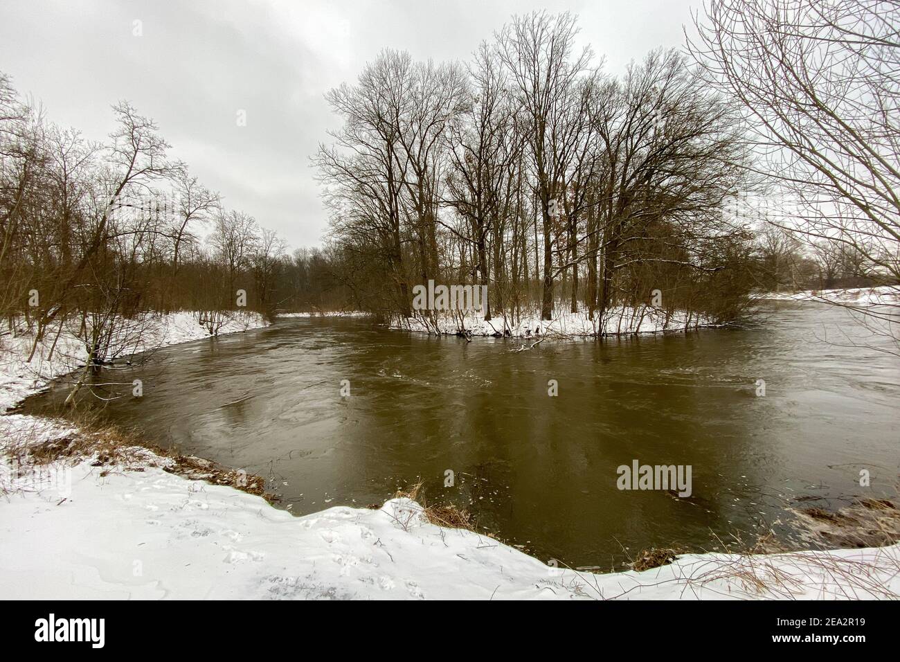 Leipzig, Germany. 07th Feb, 2021. View of the flooded White Elster in ...