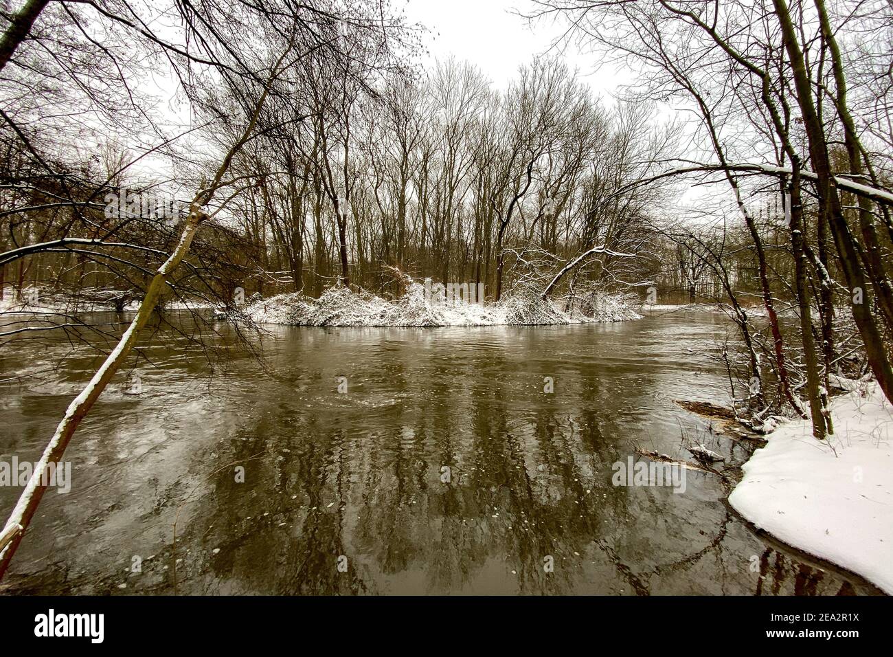 Leipzig, Germany. 07th Feb, 2021. View of the flooded White Elster in ...