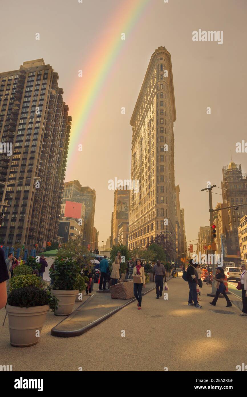 What to see in new york city the flatiron building hi-res stock ...