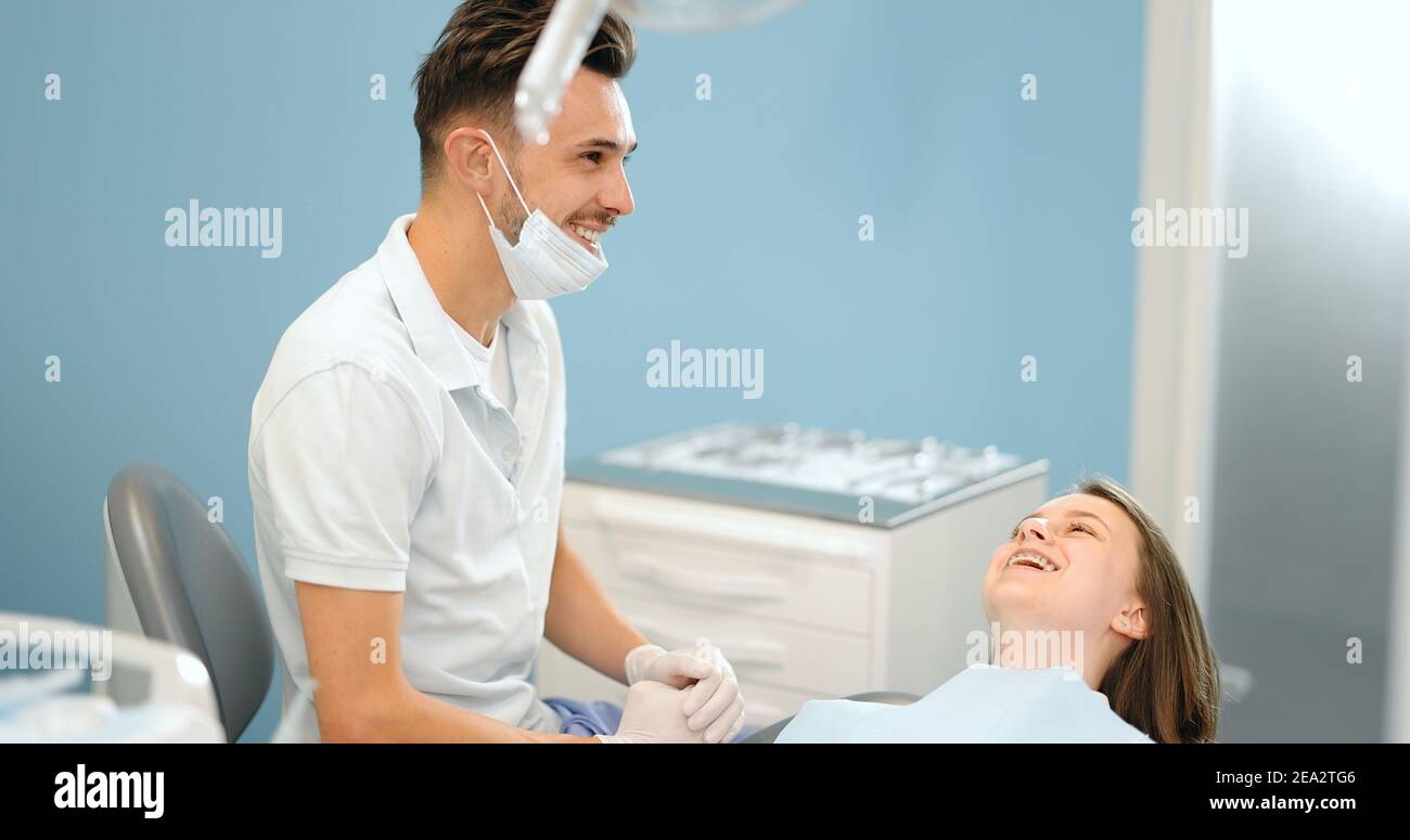 Patient and dentist preparing for the dental check up Stock Photo - Alamy