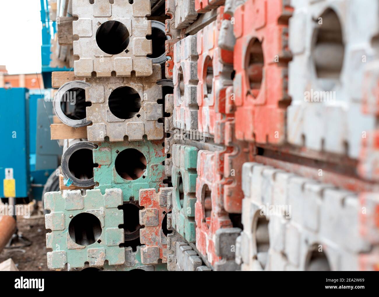 The falsework Decking system legs for construction of suspended ...