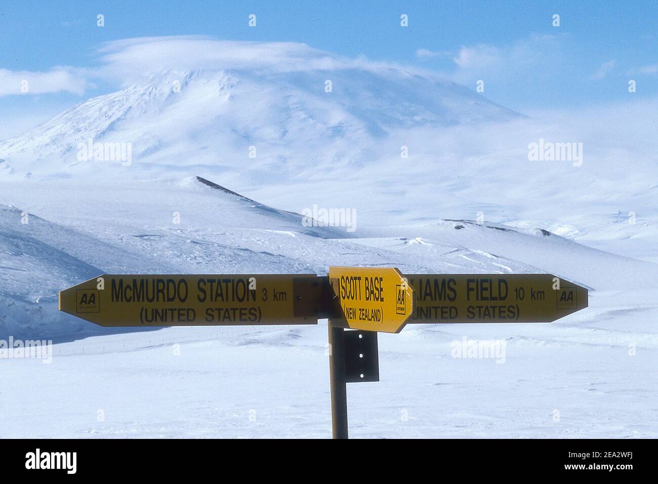Aa road sign hi-res stock photography and images - Alamy