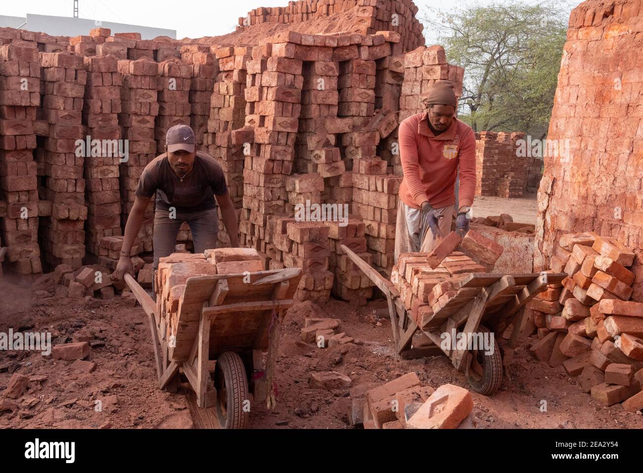 Brick kiln/factory near Lahore, Punjab, Pakistan Stock Photo - Alamy