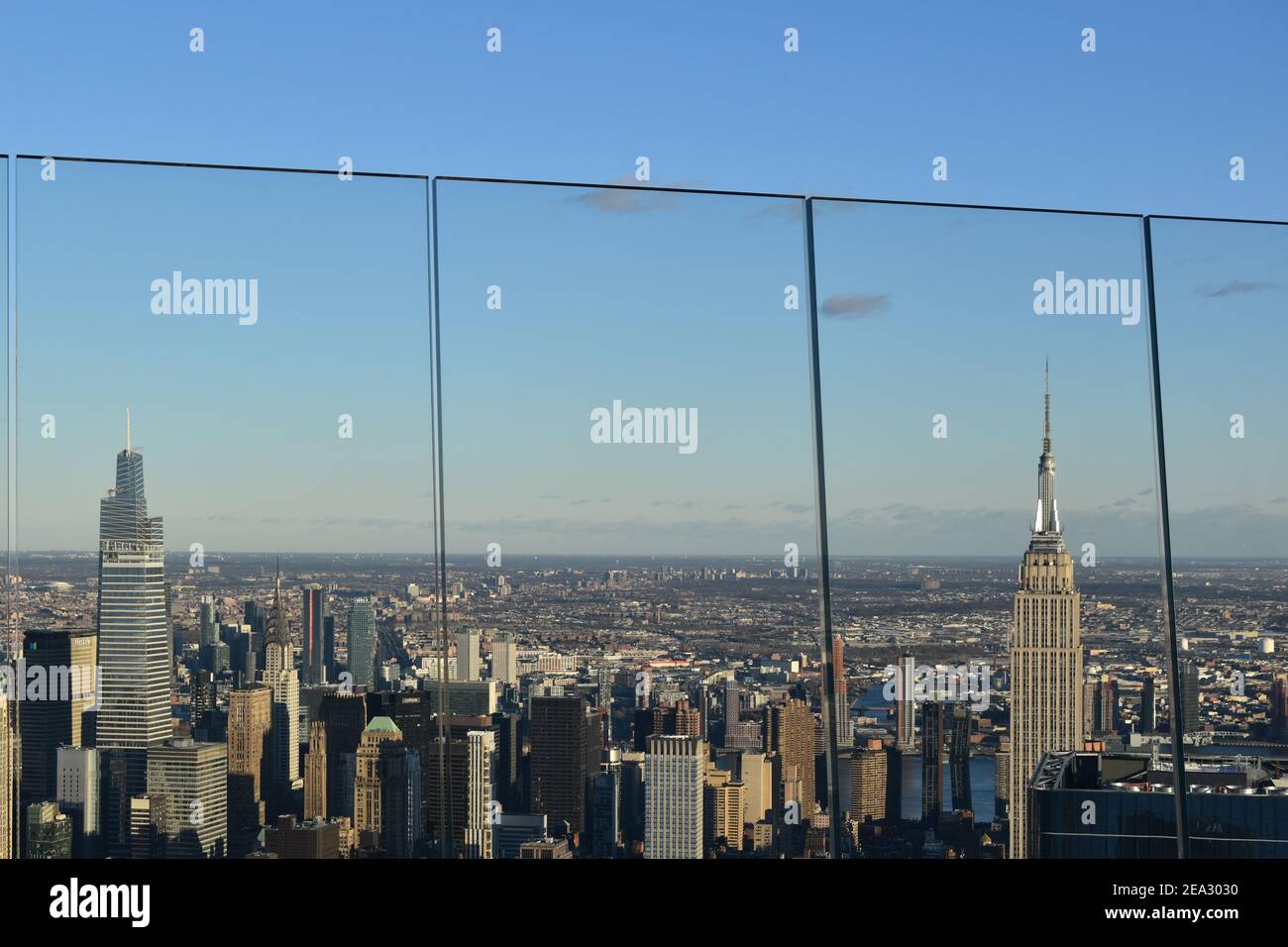 View over Manhattan as seen from the Edge observation deck at Hudson ...