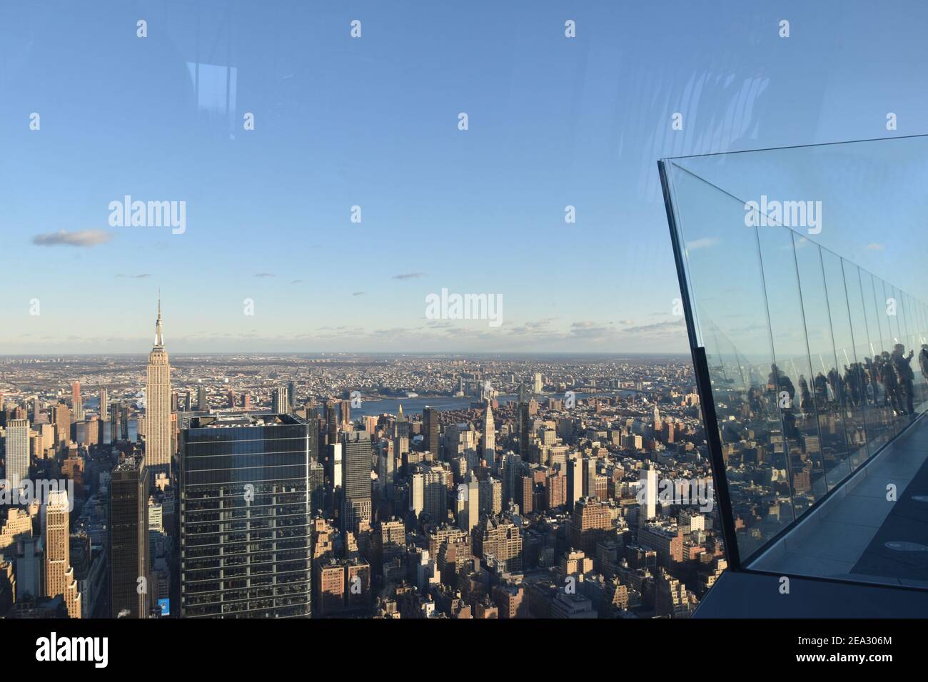 View over Manhattan as seen from the Edge observation deck at Hudson ...
