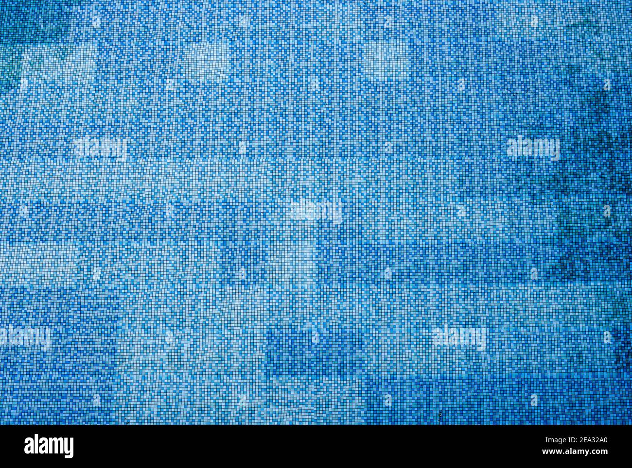 Abstract pattern of a swimming pool underwater floor Stock Photo - Alamy