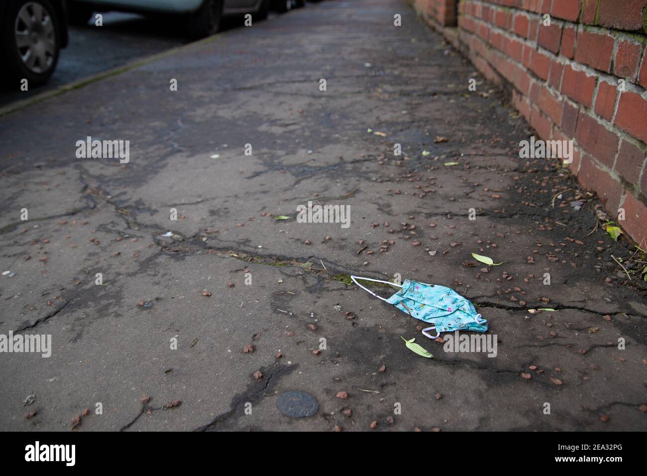 Wales face mask hi-res stock photography and images - Alamy