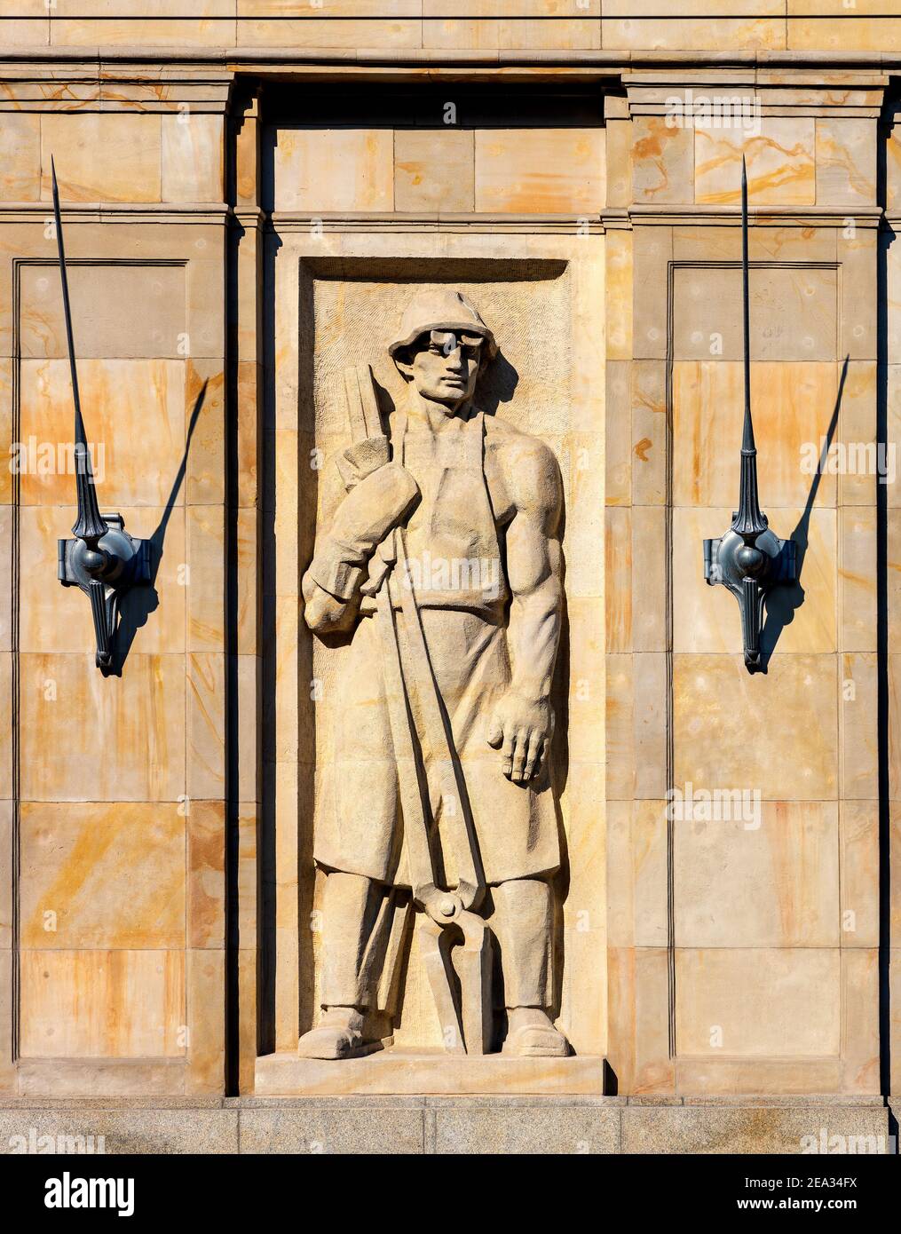 Mdm hotel hi-res stock photography and images - Alamy