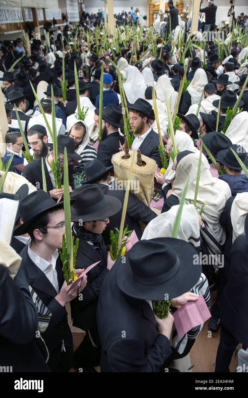 Lubavitch lubavitchers hi-res stock photography and images - Alamy