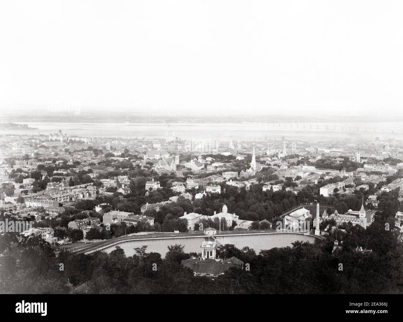 1900s canada montreal hi-res stock photography and images - Alamy