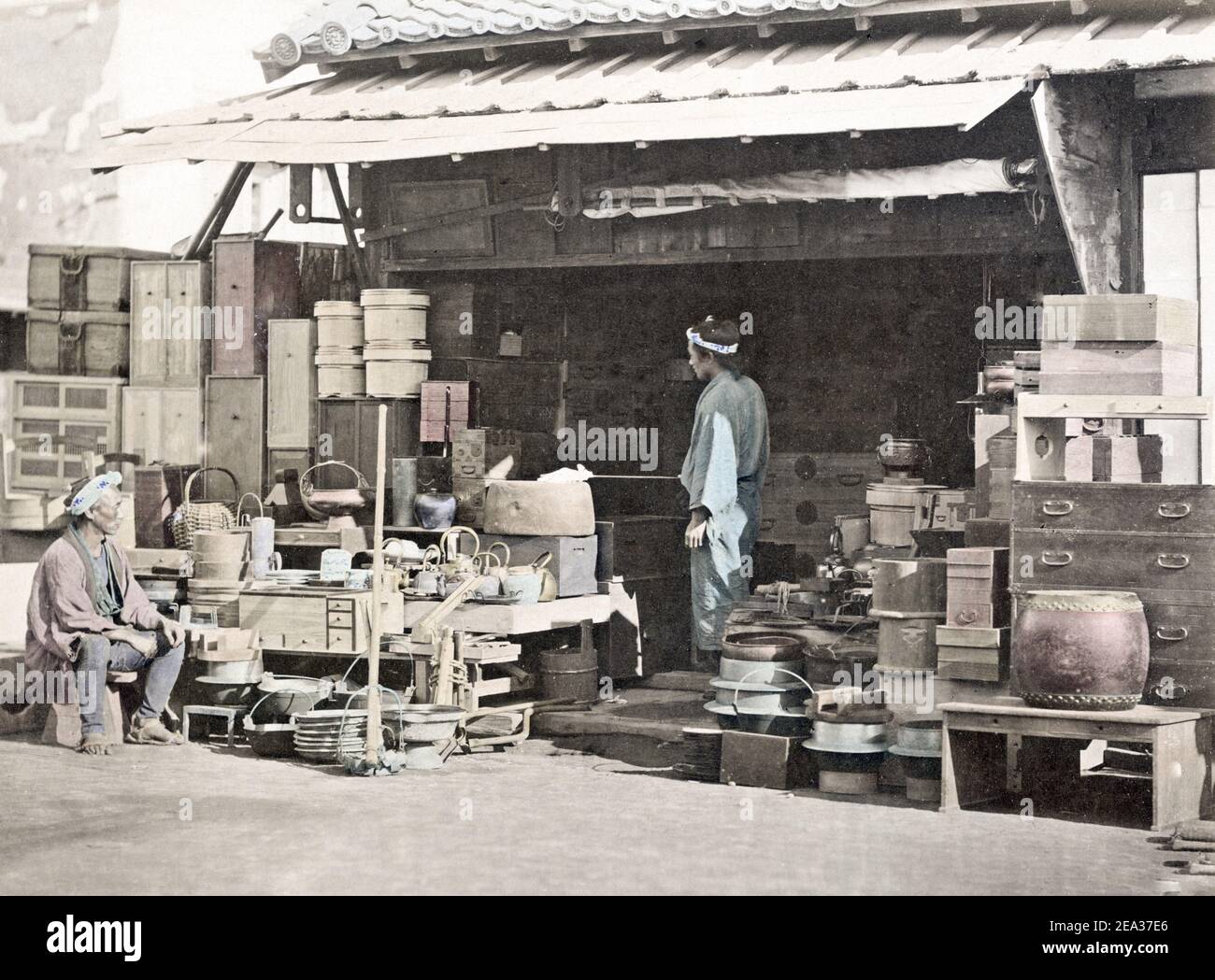 Early 1900s print shop hi-res stock photography and images - Alamy