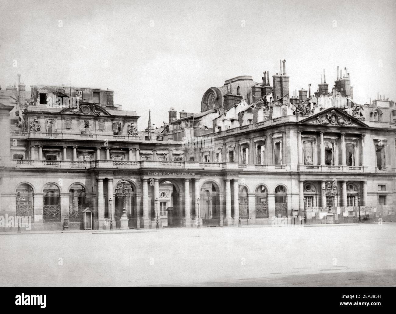 Late 19th century photograph - Paris ruins, Commune 1871 Stock Photo ...