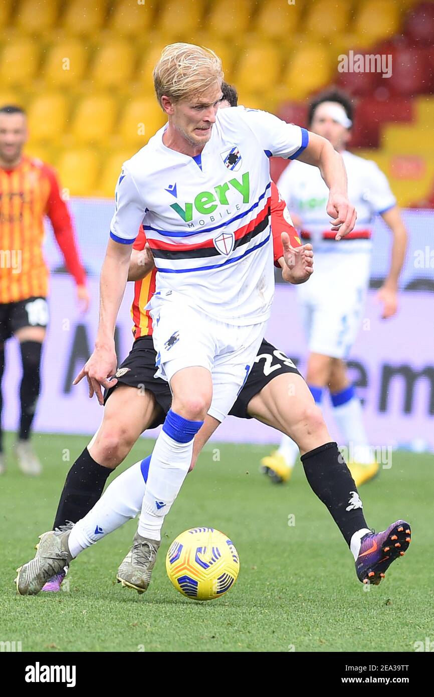 Benevento, Ita. 07th Feb, 2021. Jakub Jankto of Sampdoria, Benevento v ...