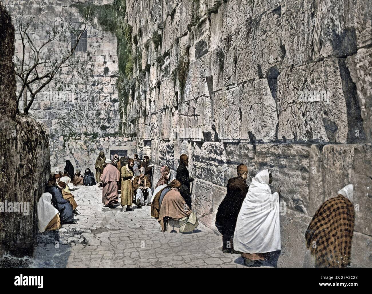 Late 19th century photograph - Jews praying at The Wailing Wall ...