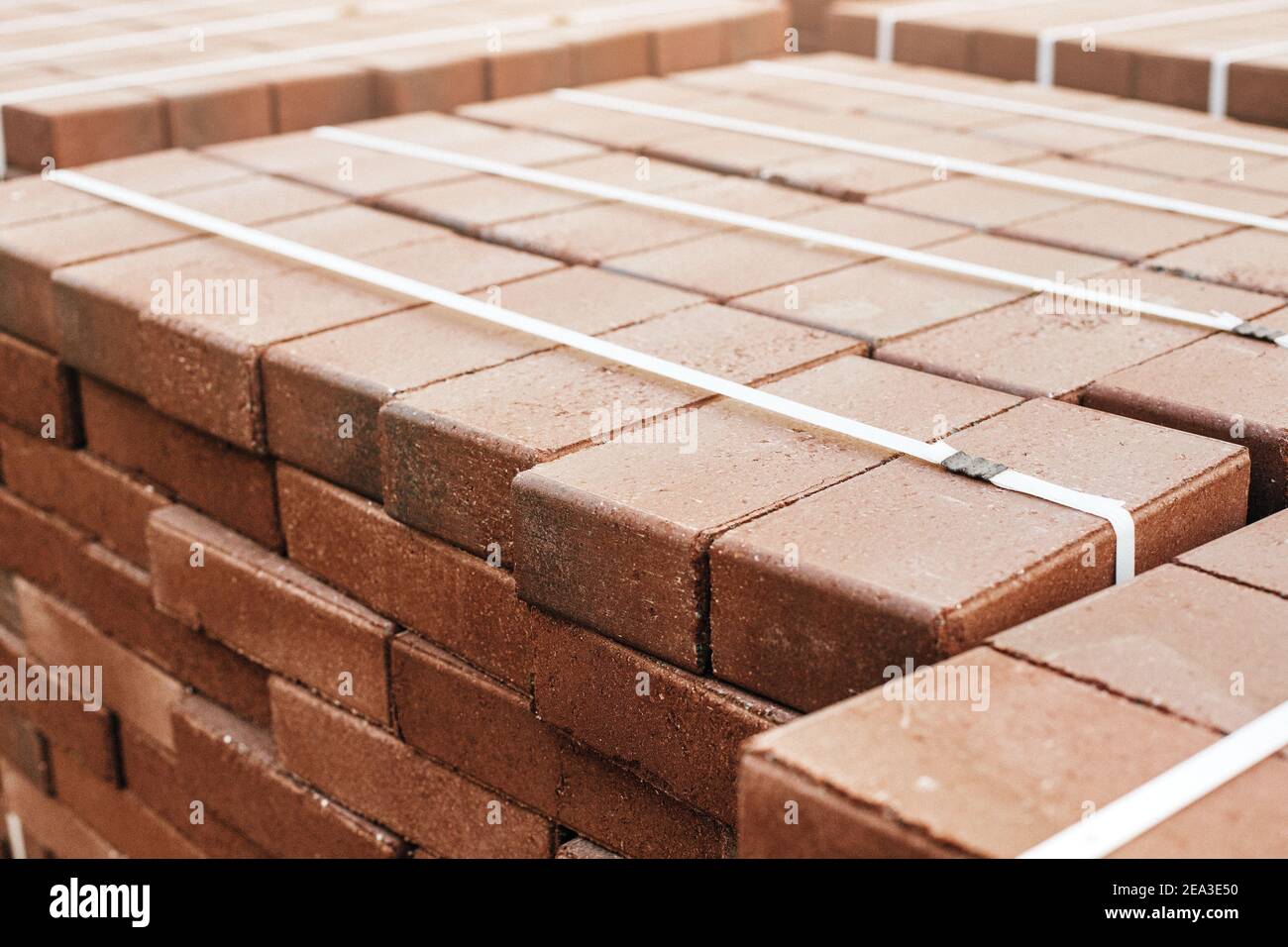 Construction bricks hi-res stock photography and images - Alamy