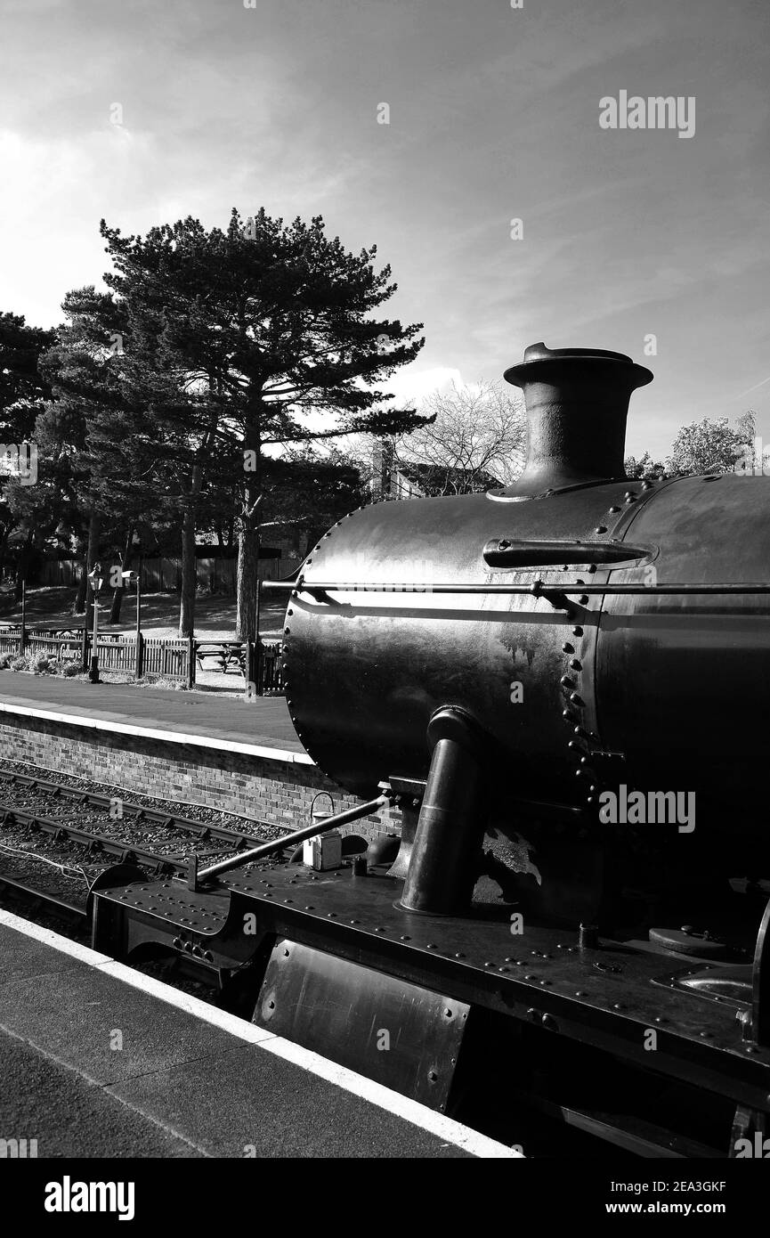Gwr locomotive hi-res stock photography and images - Alamy