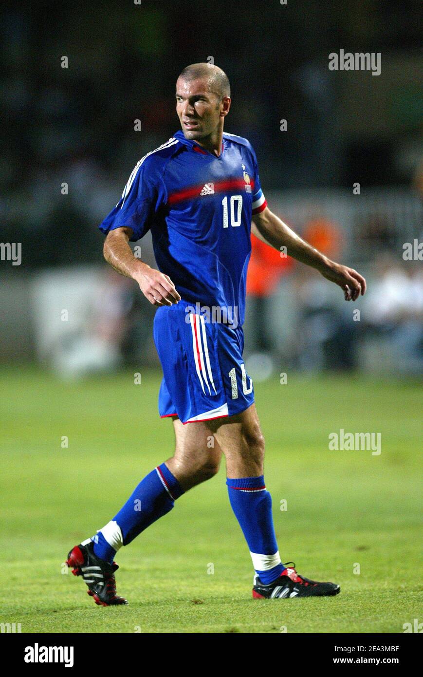 French midfielder Zinedine Zidane, who returns to play for France a ...