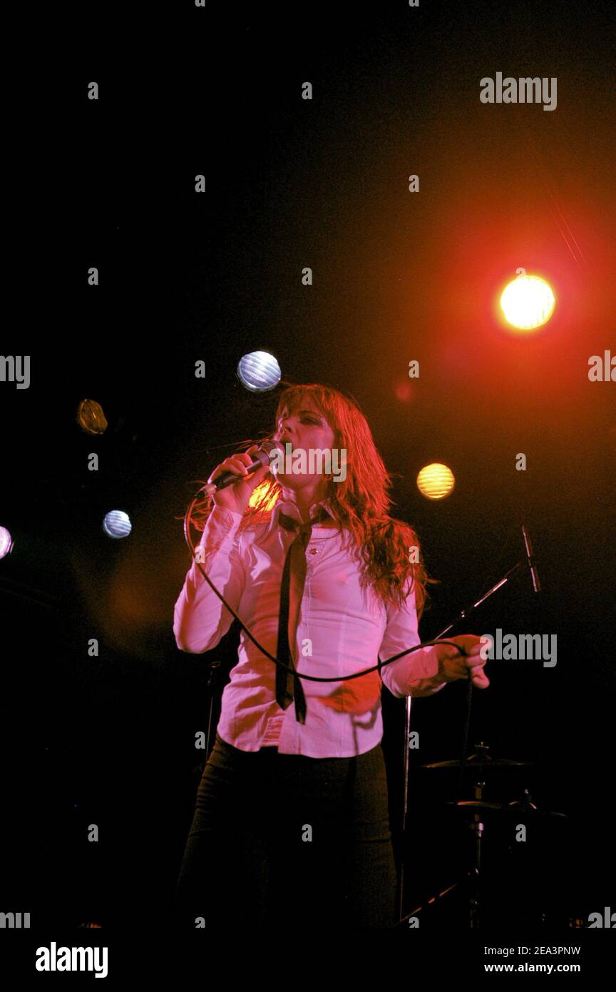 Actress singer juliette lewis juliette hi-res stock photography and ...