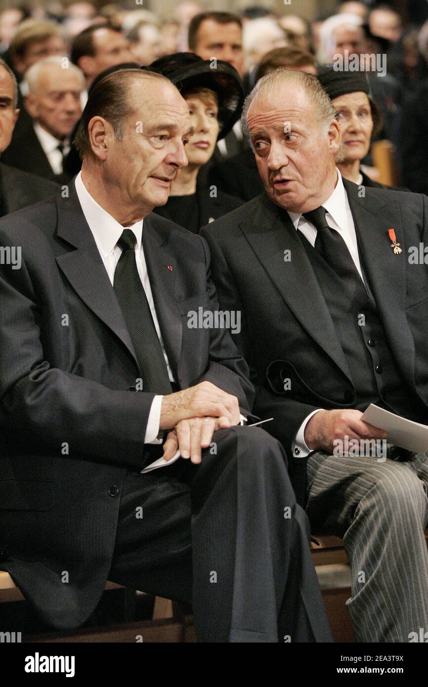 French president Jacques Chirac and King Juan Carlos of Spain during ...