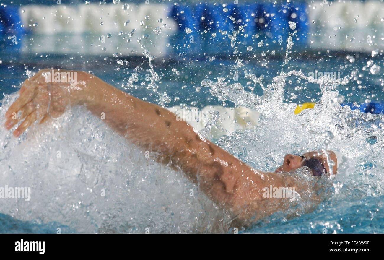 100 m backstroke 100m backstroke hi-res stock photography and images ...