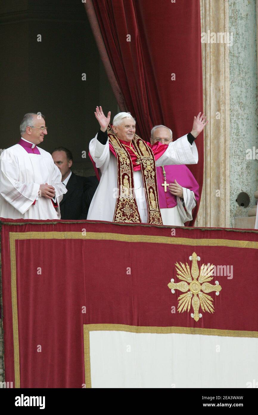 German prelate Joseph Ratzinger elected by cardinals as the new leader ...