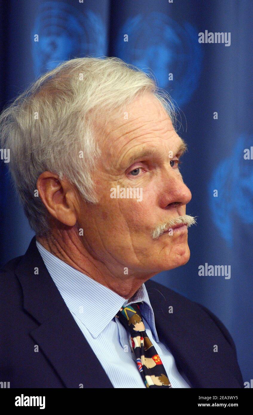 Portrait of ted turner hi-res stock photography and images - Alamy