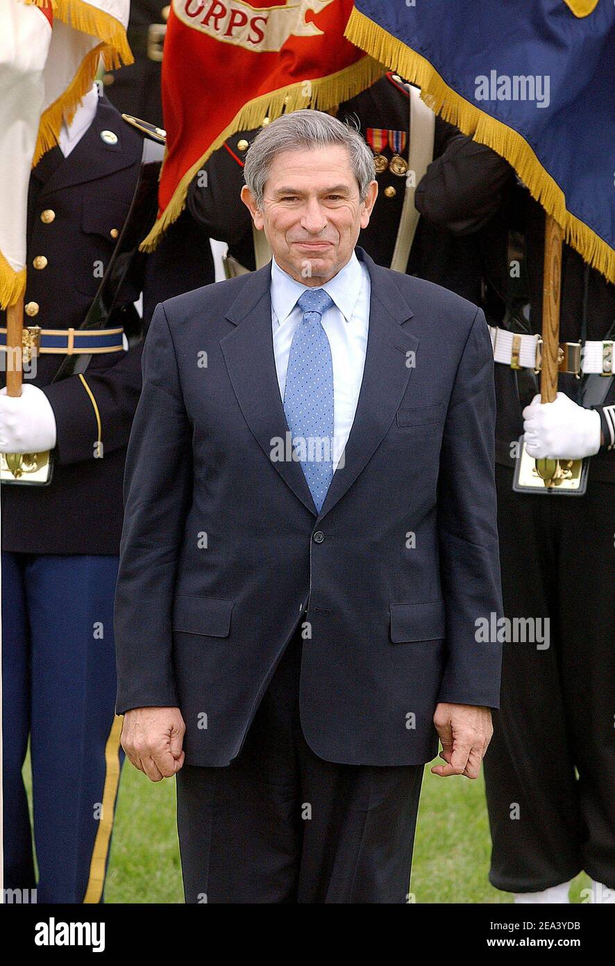Outgoing Deputy Secretary of Defense Paul Wolfowitz during his farewell ...