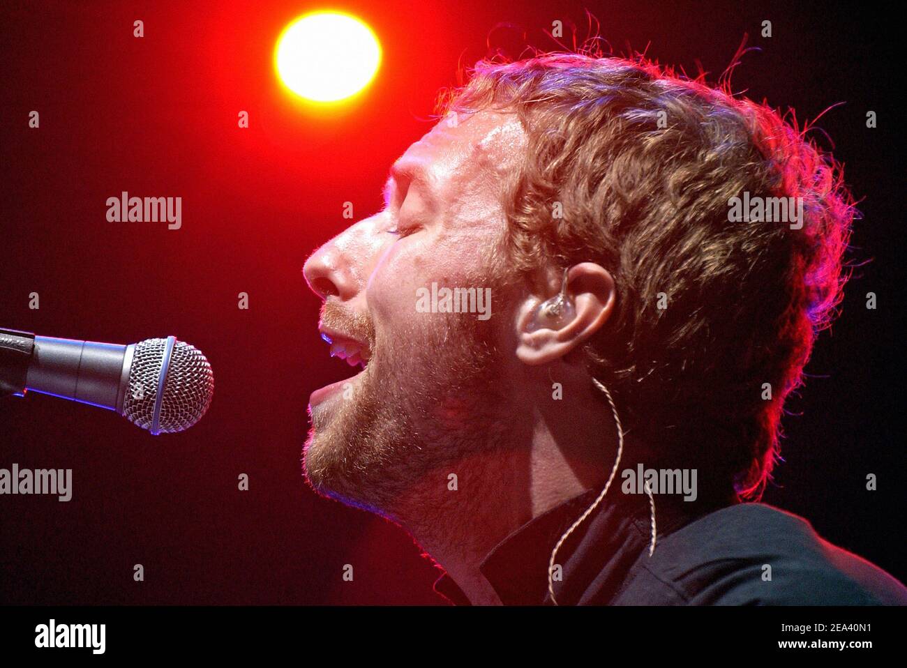 Coldplay 2005 hi-res stock photography and images - Alamy