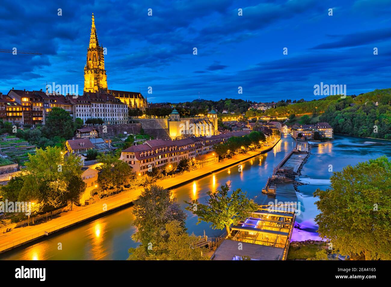 Bern cathedral hi-res stock photography and images - Alamy