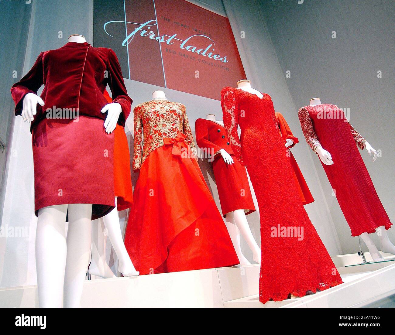 First Lady Laura Bush and former First Lady Nancy Reagan, unveil the ...