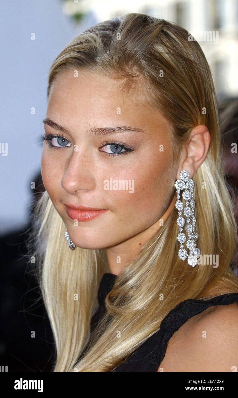 Lisa Marie arrives for George Lucas film 'Star Wars Episode 3 Revenge ...