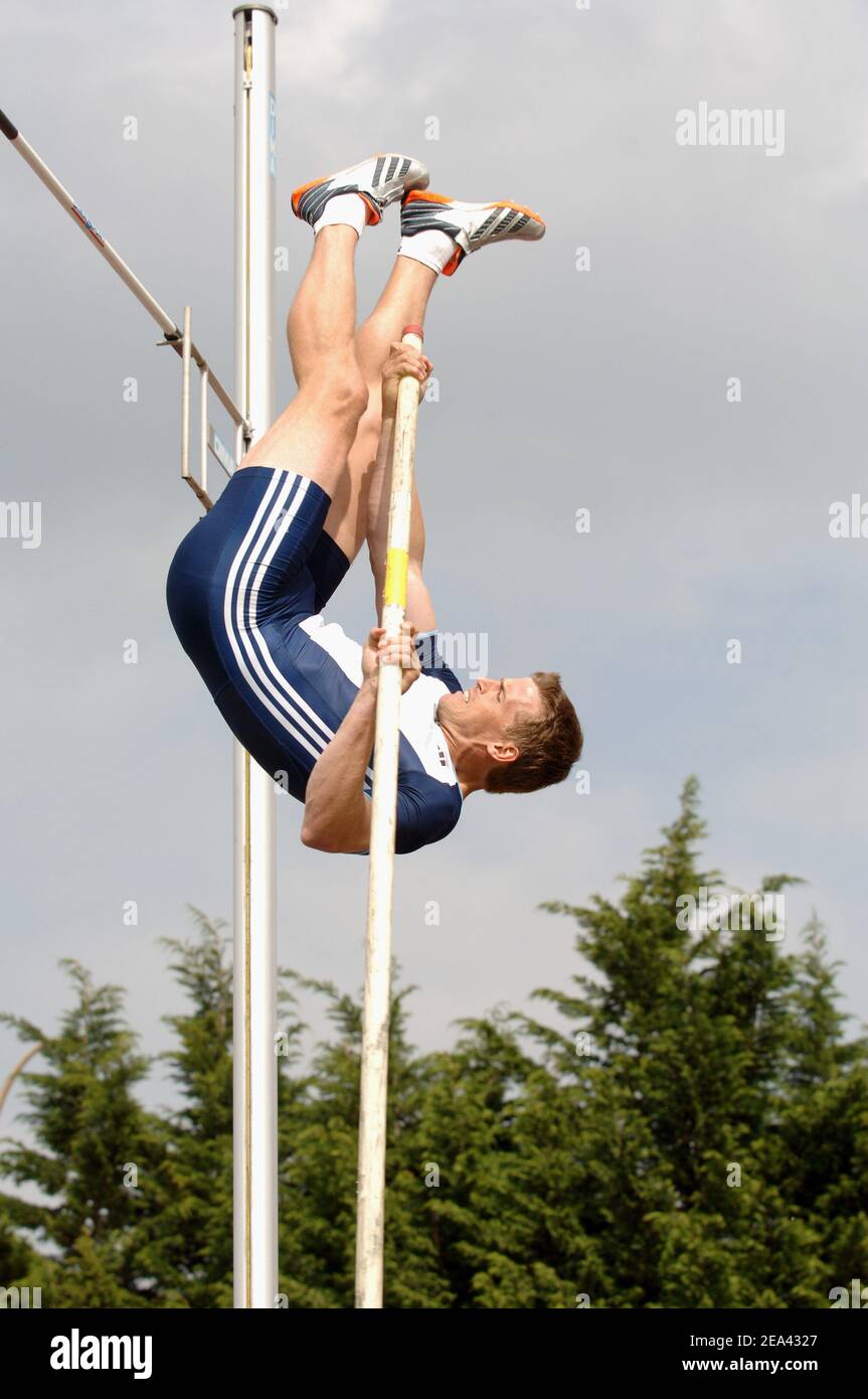 Jean galfione hi-res stock photography and images - Alamy