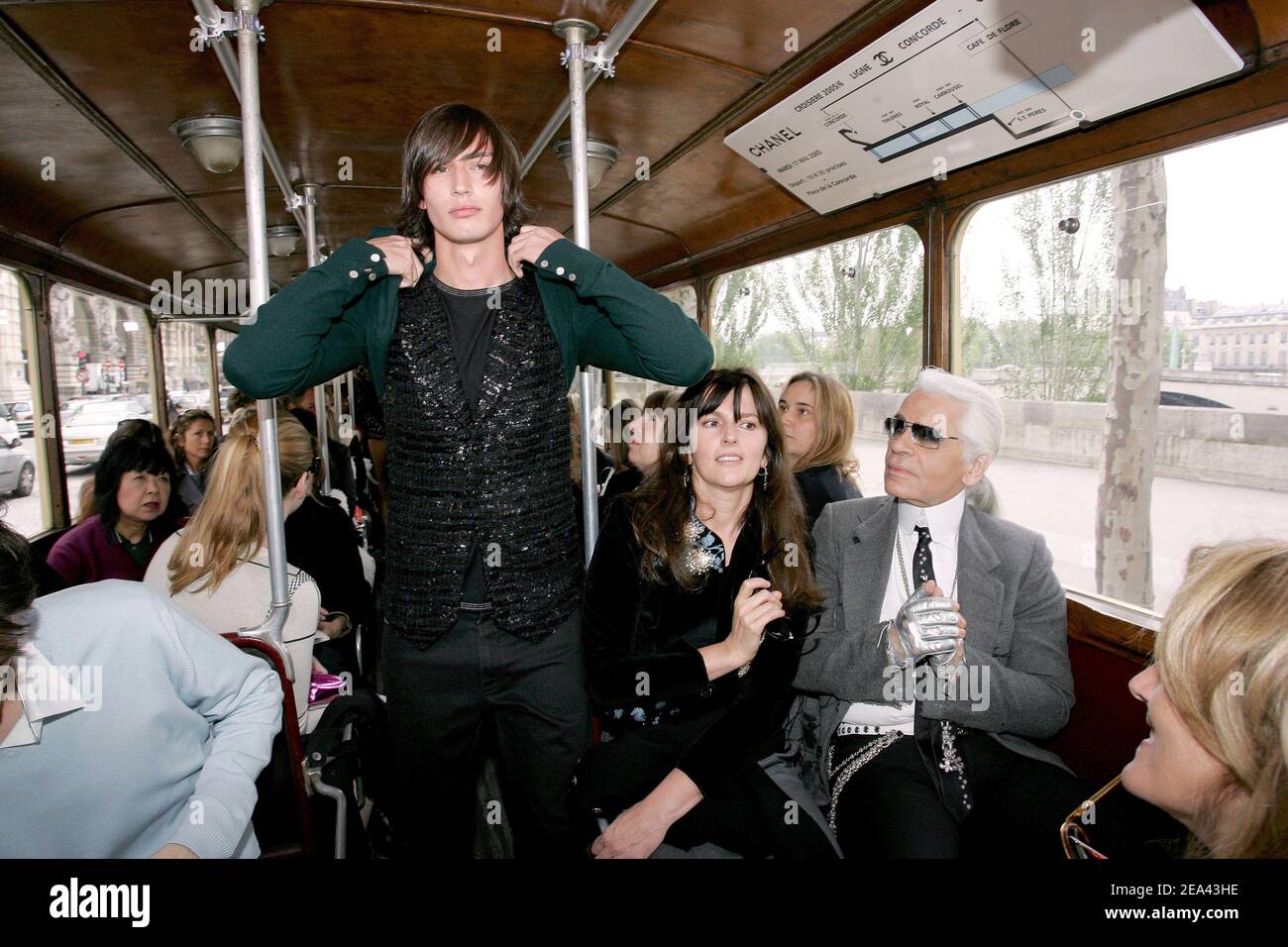 Collection de bus hi-res stock photography and images - Alamy