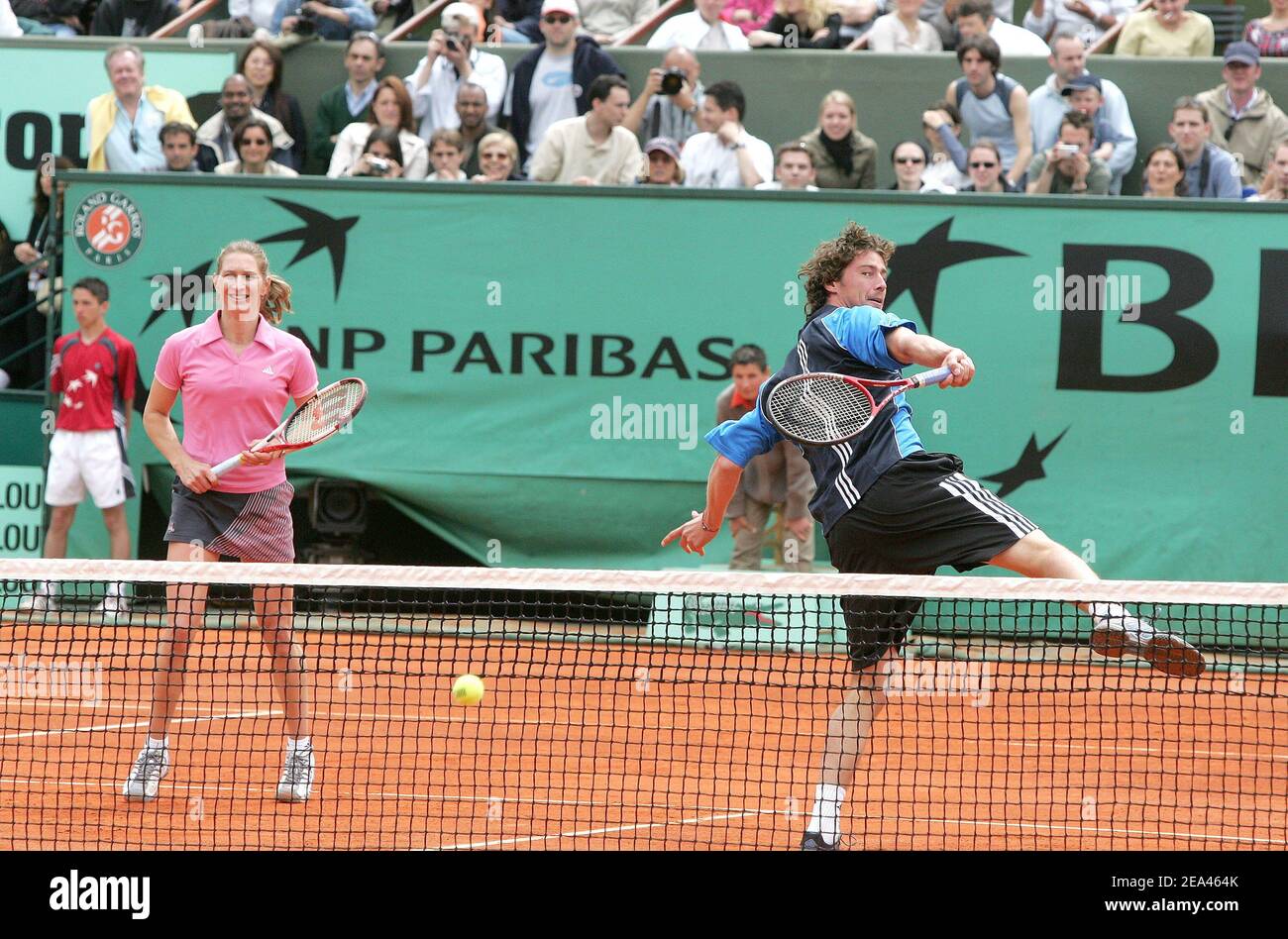 German former player Steffi Graf and Russian tennis player Marat Safin ...