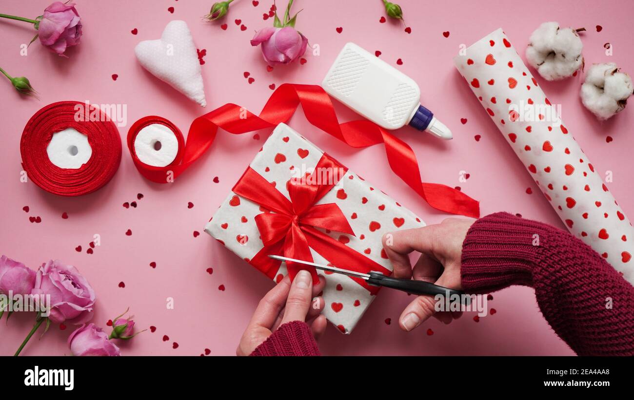Step 12.Step-by-step instructions for wrapping gifts for Valentine's ...