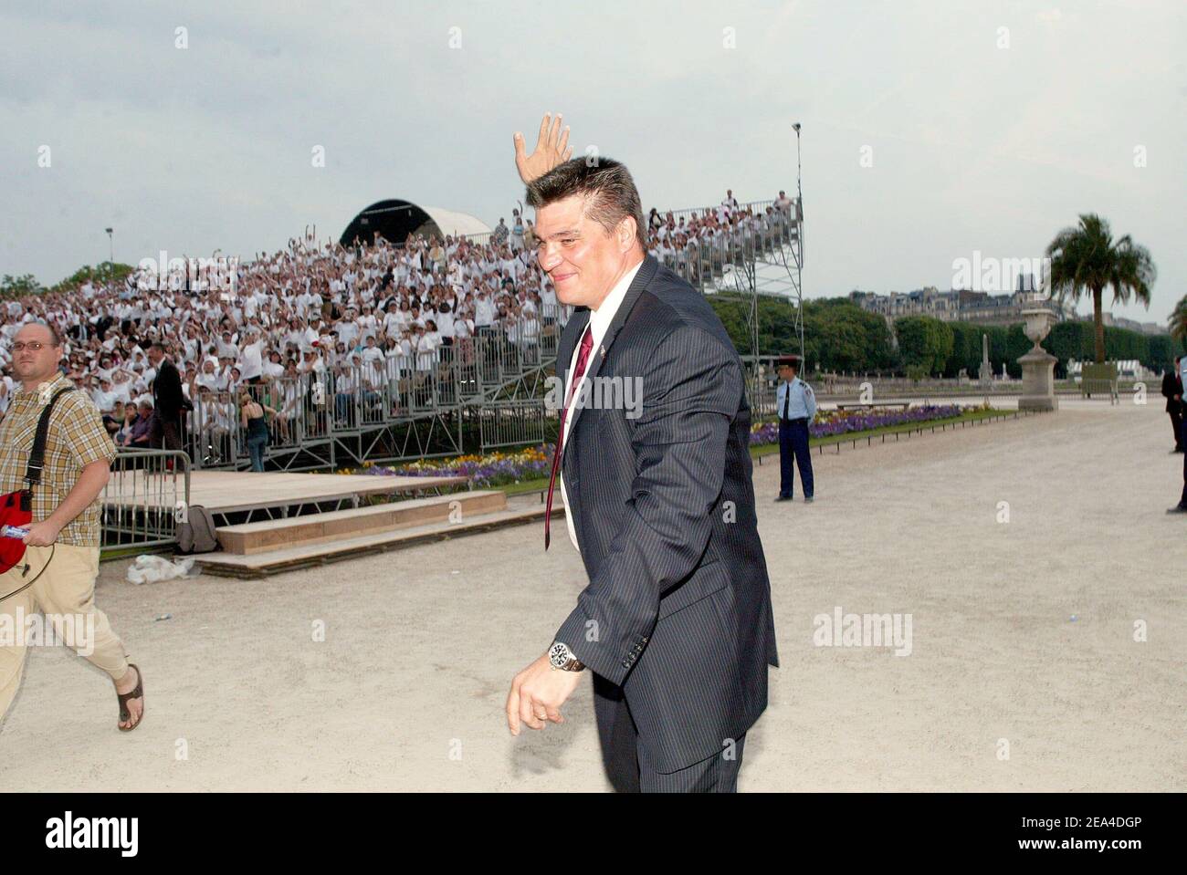 Former Olympic champion David Douillet and 2012 children gathered in ...