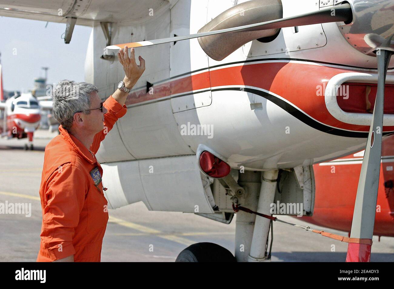 Avión turbo hi-res stock photography and images - Alamy