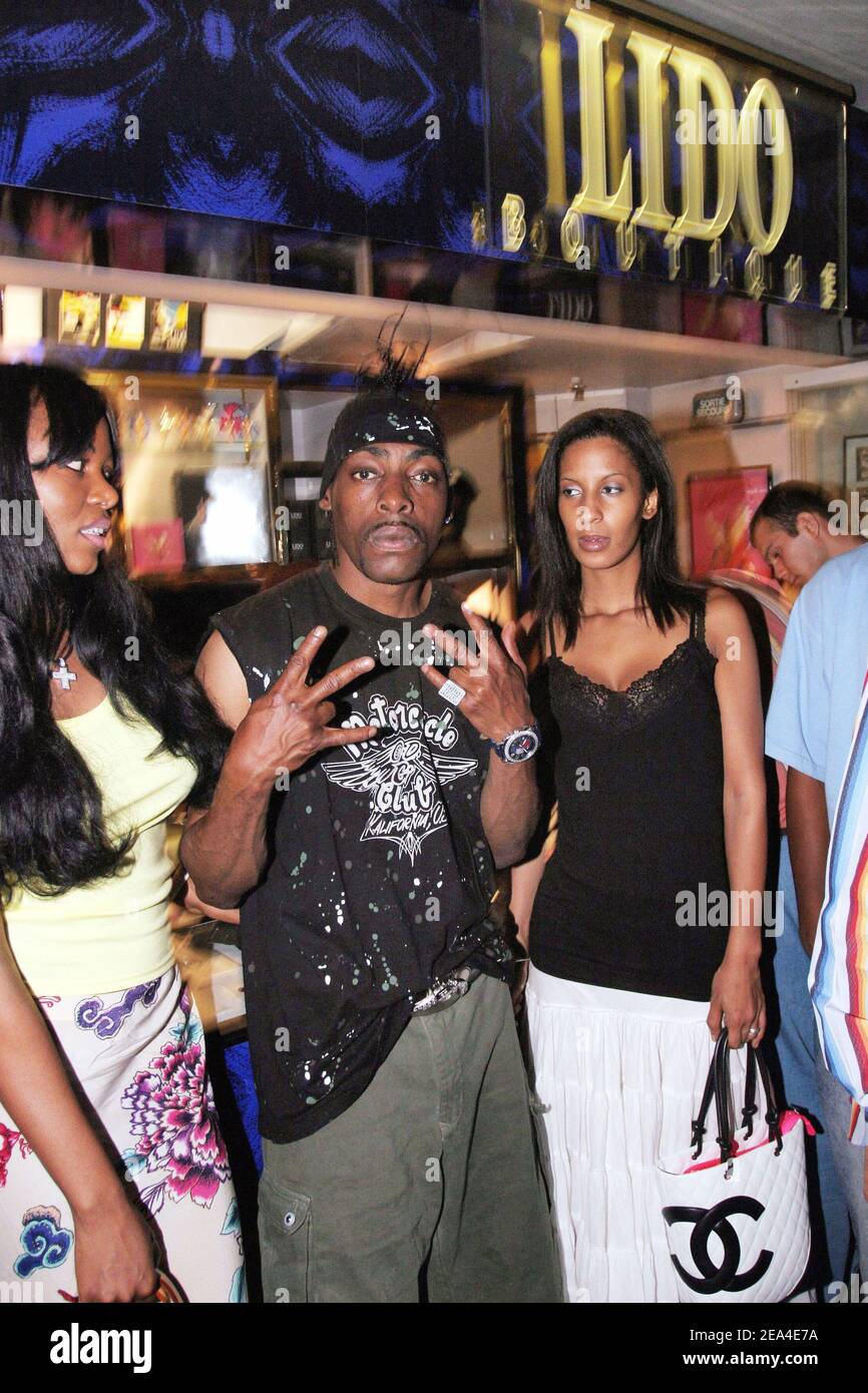 EXCLUSIVE. U.S. singer Coolio and his girlfriend during the Edmond ...