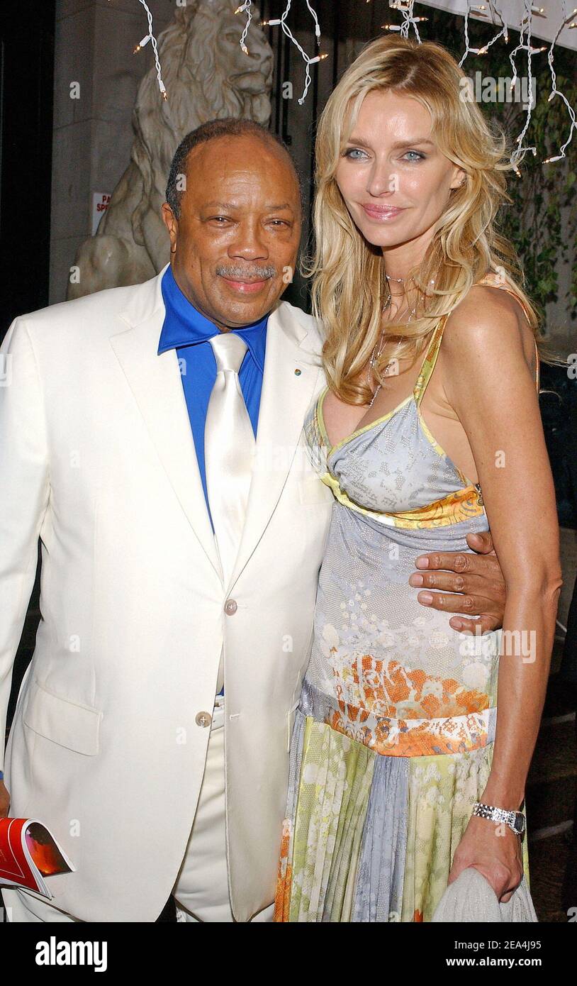 Quincy Jones and Kimberly Hefner arrive at Usher's fundraiser evening ...