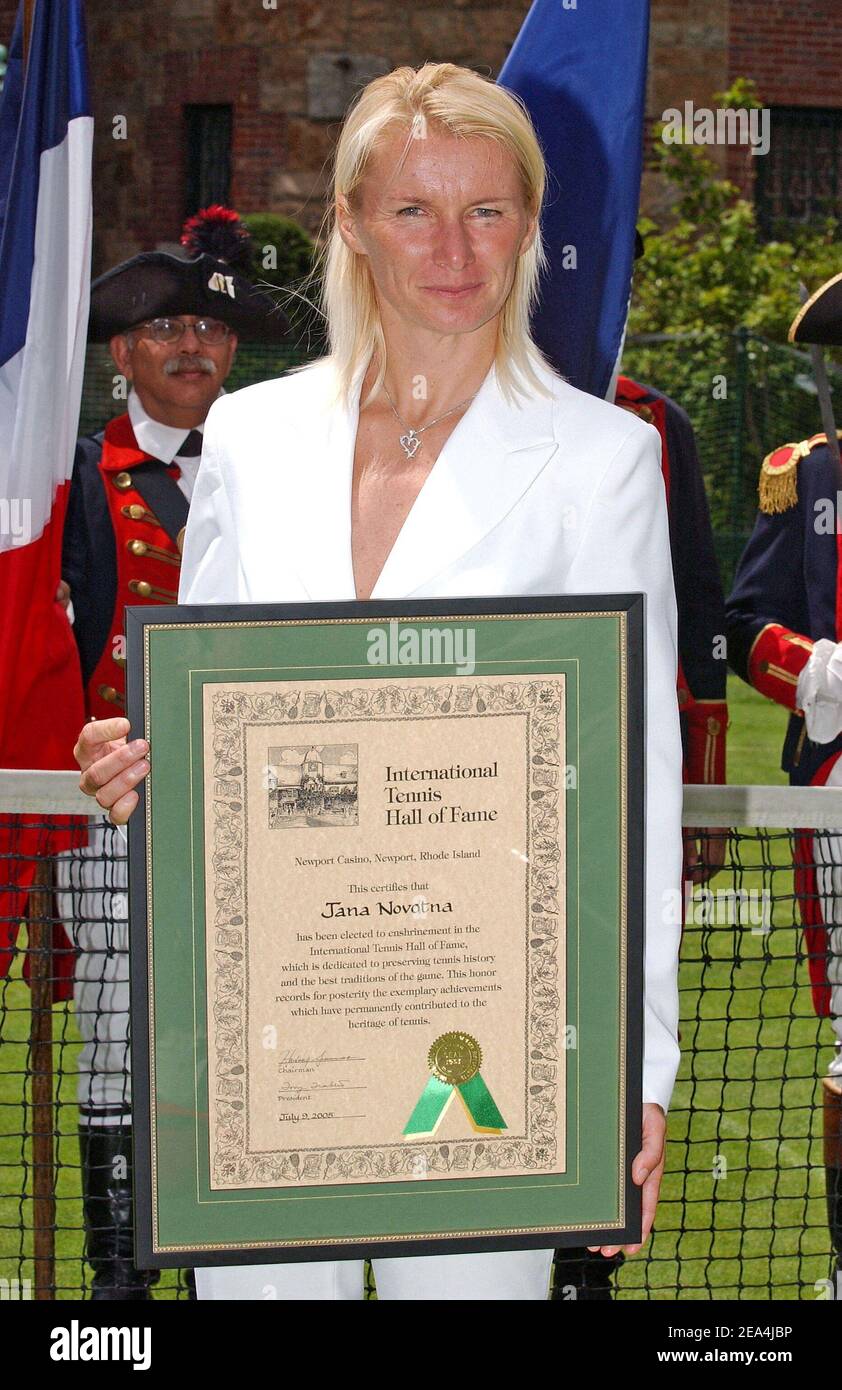 Czech tennis player Jana Novotna poses after being inducted at the 2005 ...