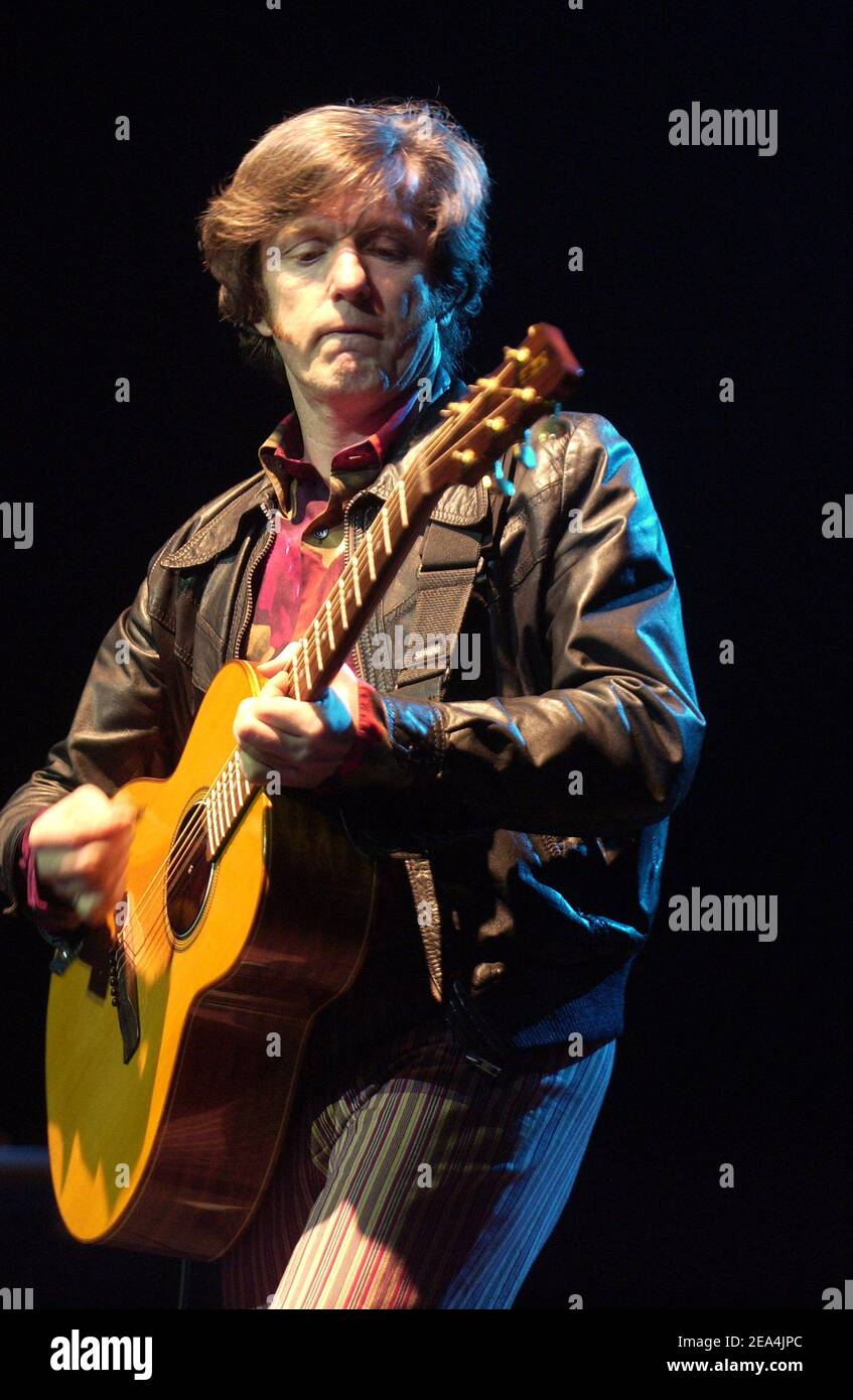 French singer Kent in concert during Solidays at the 'Hippodrome de ...