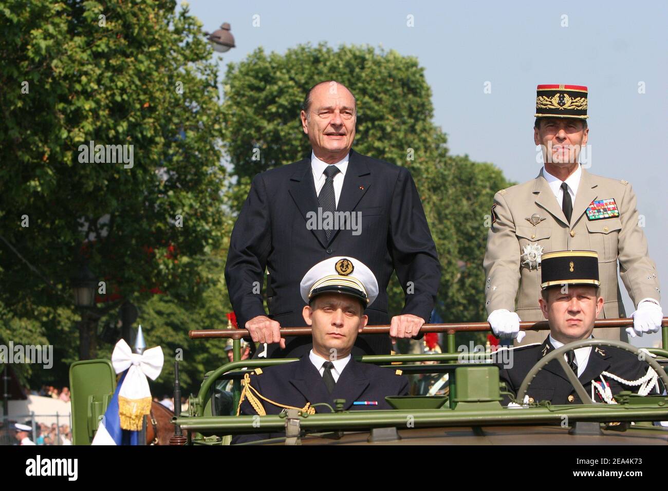 French President Jacques Chirac with General Henri Bentegeat and Paris ...