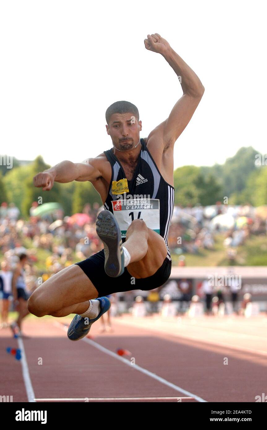 Which is a new championship record photo hi-res stock photography and ...