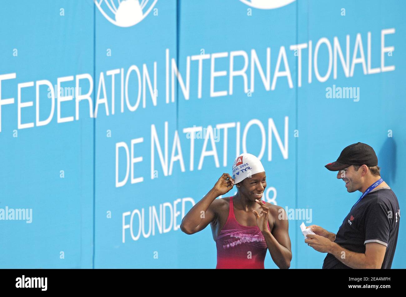 Drapeau du québec canada hi-res stock photography and images - Alamy