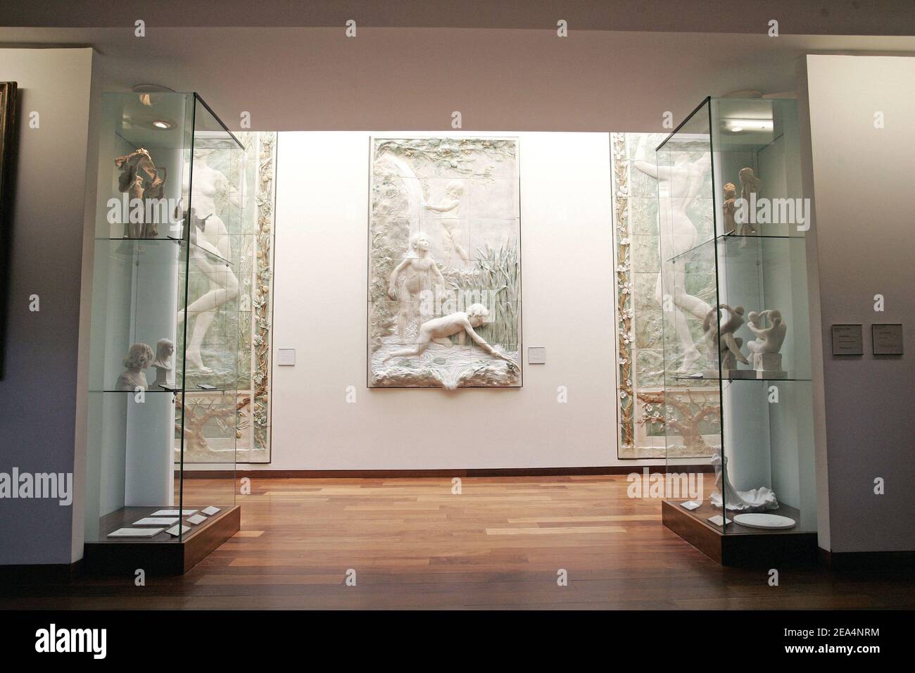 1930s swimming pool france hi-res stock photography and images - Alamy