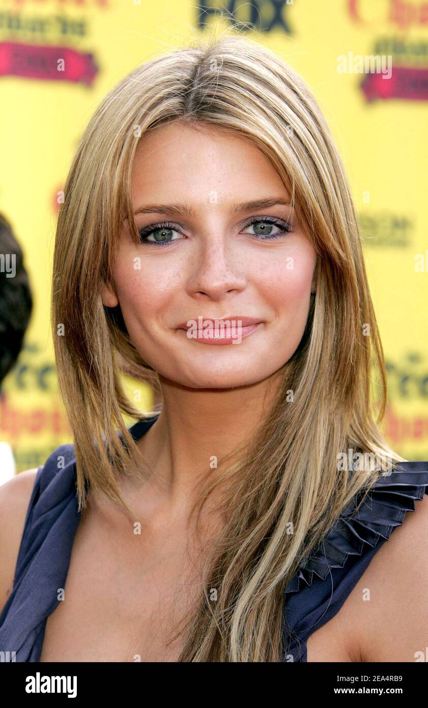 Mischa 2005 teen choice gibson hi-res stock photography and images - Alamy