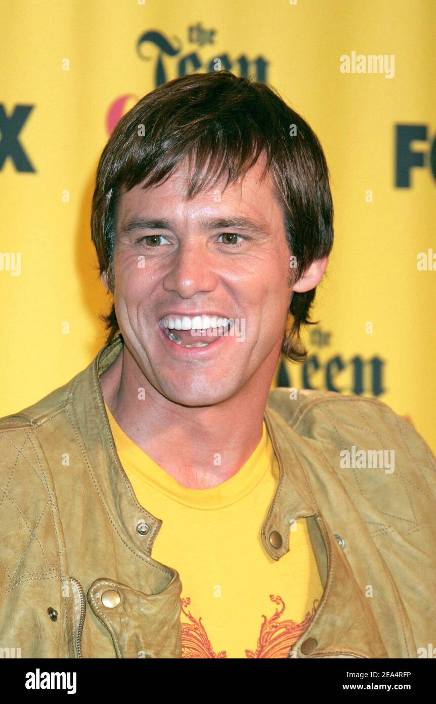 U.S. actor Jim Carrey attends the 2005 Teen Choice Awards ceremony held ...