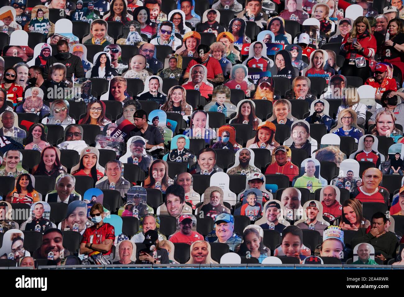 Nfl spectators super hi-res stock photography and images - Alamy
