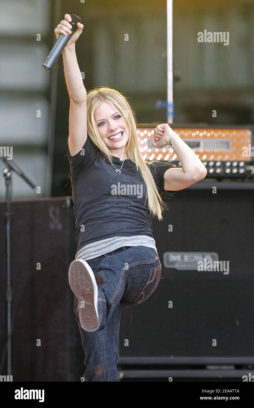 Avril Lavigne performs live on the 'Good Morning America' Summer ...