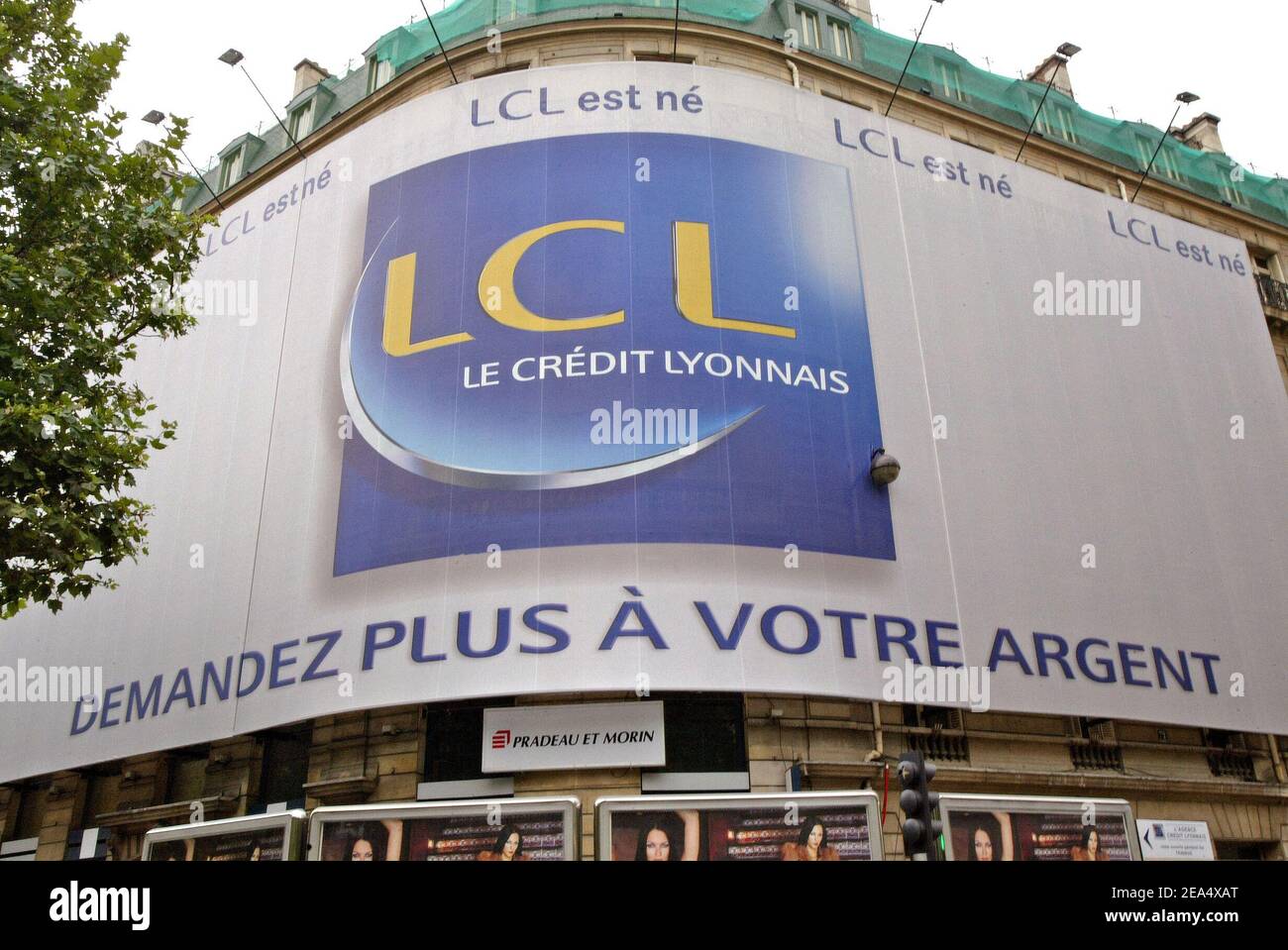 Lcl Banque High Resolution Stock Photography and Images - Alamy